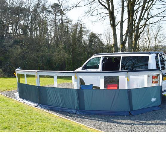 Maypole Inflatable Windbreak (5 Panel) (MP9539) | Windbreaks ...