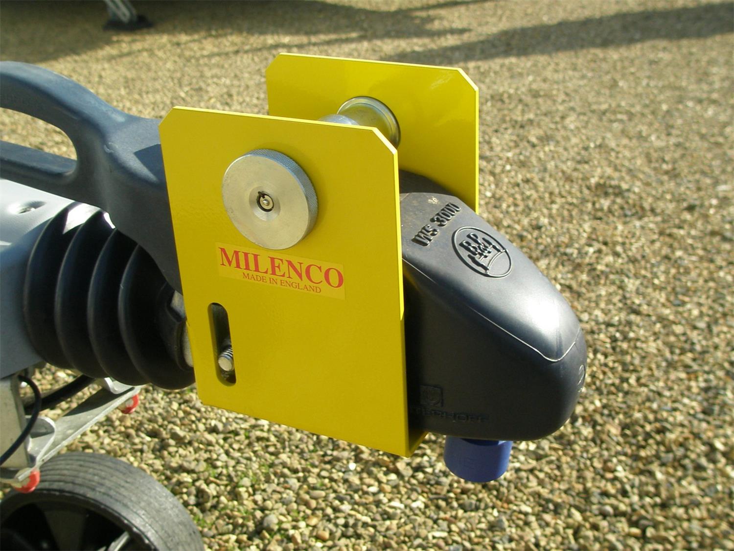 Milenco Super Heavy Duty WS3000 Caravan Hitch Lock | Milenco Code: 2851 ...