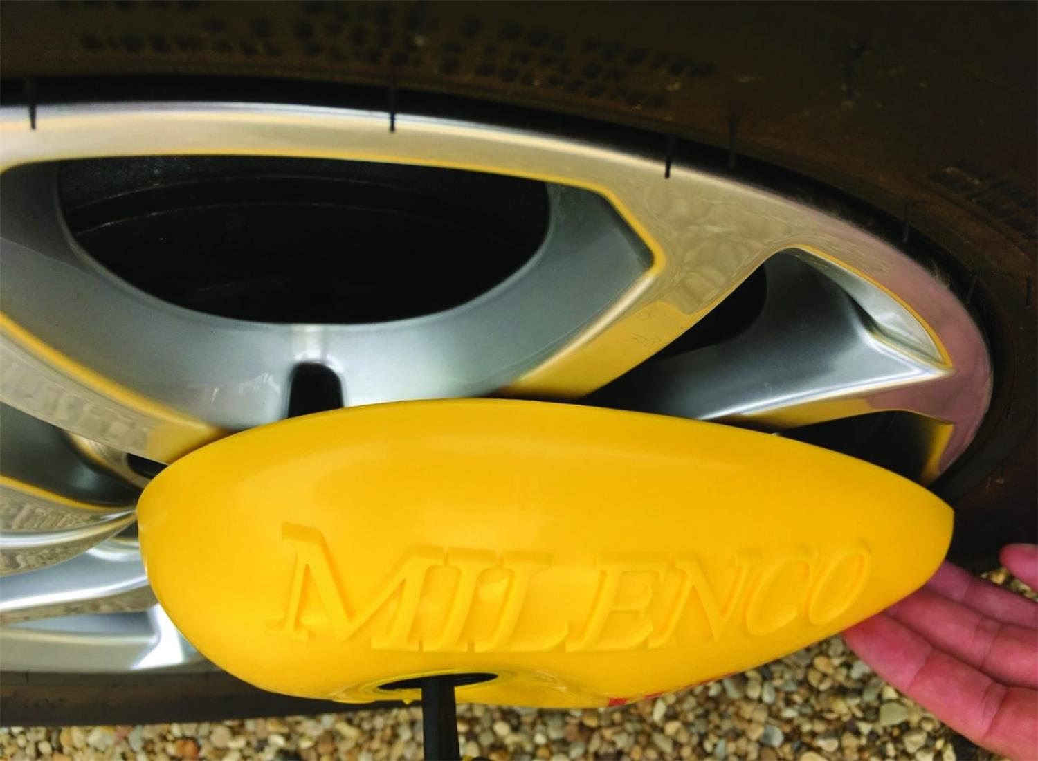 Milenco Wraith Wheel Lock - Small hole Lock | Milenco Code: 6729 ...