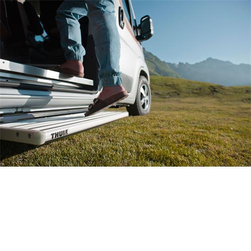 Thule Single Step 550 - 12V | Steps | Leisureshopdirect