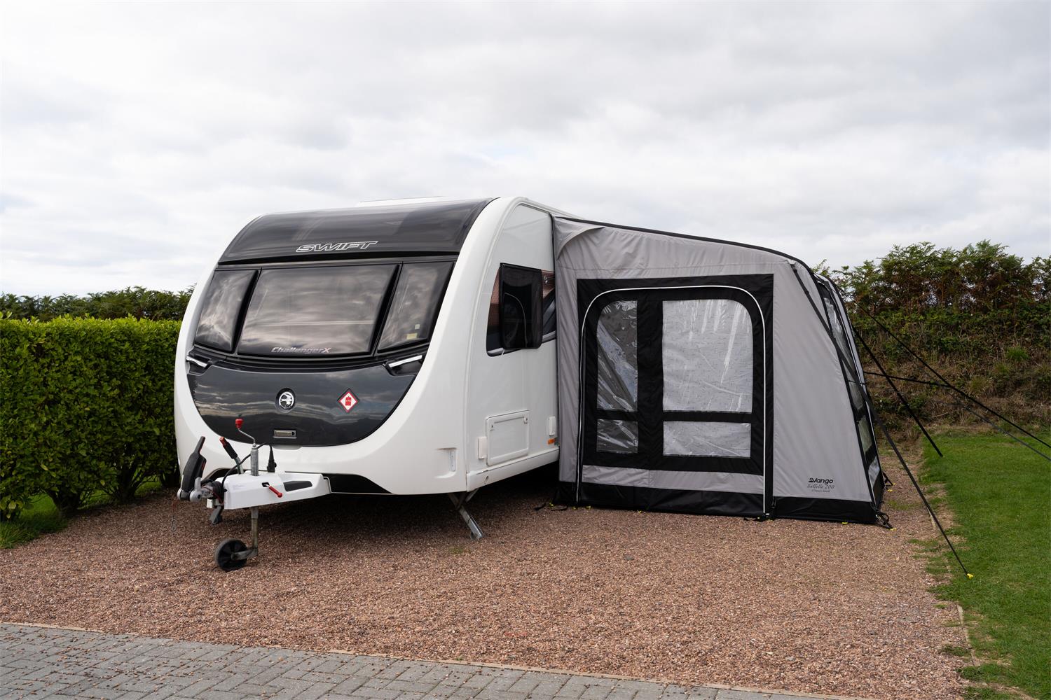 Vango Balletto Air 200 Elements Shield Caravan Awning (2023) | Vango ...
