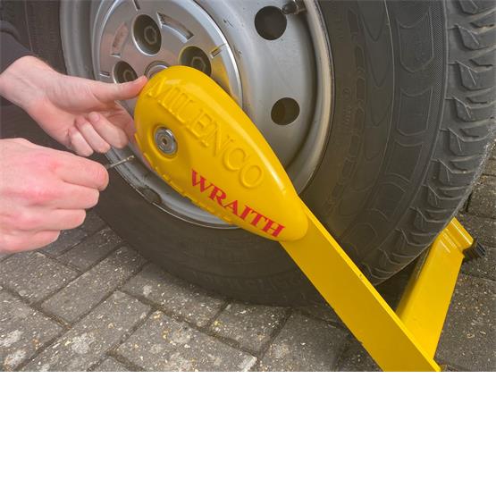 Milenco Wraith 2 Wheel Lock (for Motorhomes) | Milenco Code: 6941 ...