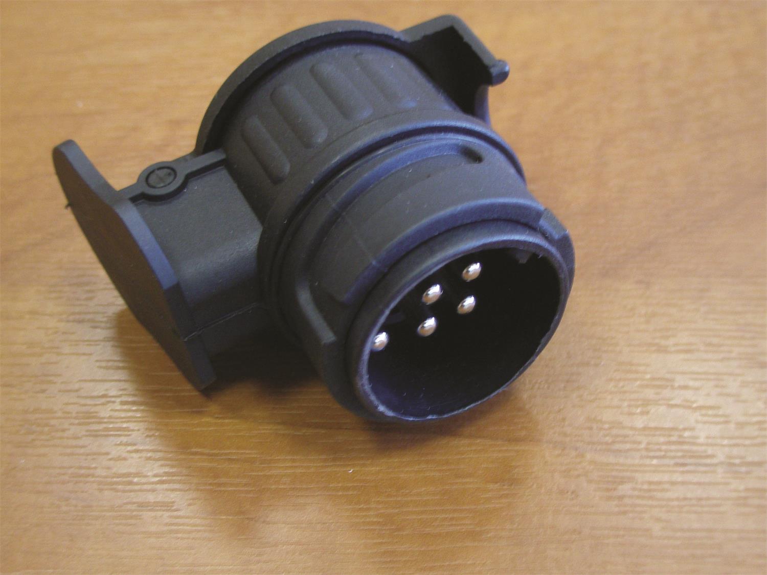 Maypole 13 pin to 7 pin adaptor Towing | Towing plugs & sockets ...