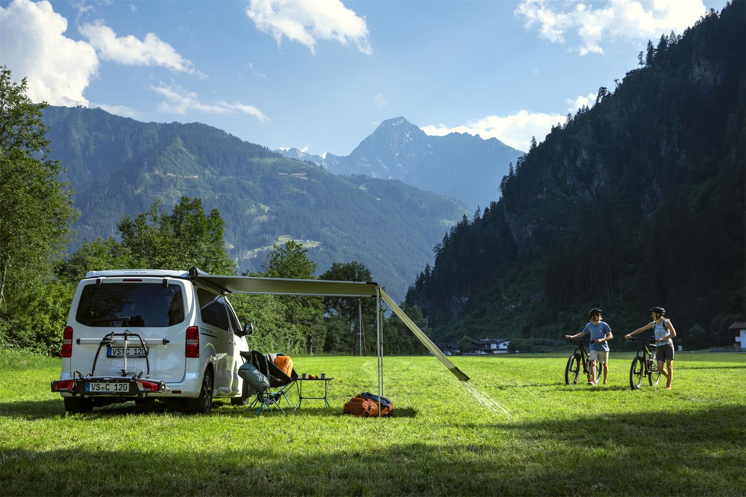 Thule 3200 Awning | Leisureshopdirect